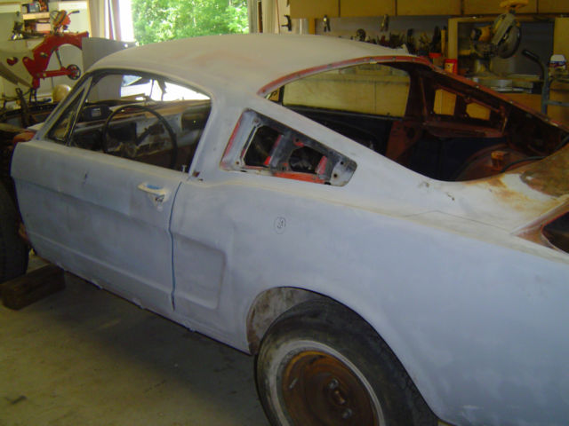 1965 MUSTANG TWO DOOR FASTBACK