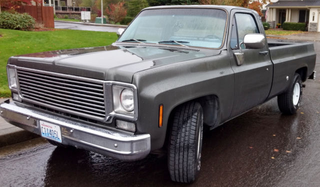 1976 Chevy C10 - 350/Automatic - RWD - RUST FREE